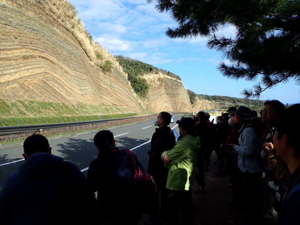 The 5th field camp of ACV (Izu-Oshima, 2023) | Volcano Disaster ...